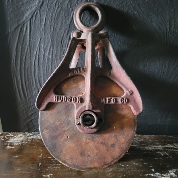 Hudson Manufacturing | Accents | Vintage Hudson Mfg Wood And Iron ...